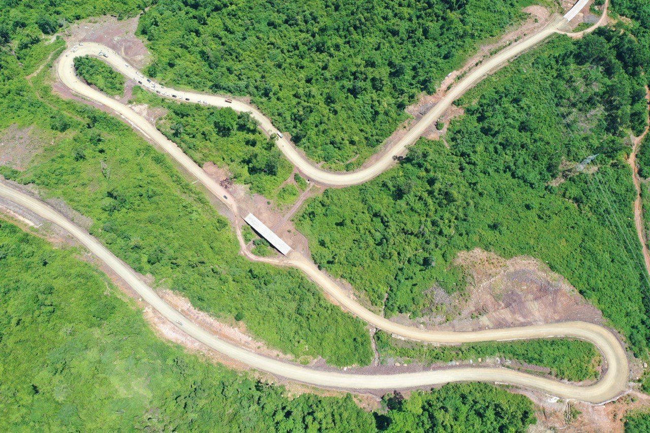 រដ្ឋសម្រេចសង់ផ្លូវថ្មីប្រវែង ៦៥ Km ដើម្បីពង្វាងភ្នំក្រវាញ ព្រោះមិនចង់វះភ្នំជាពីរ ...