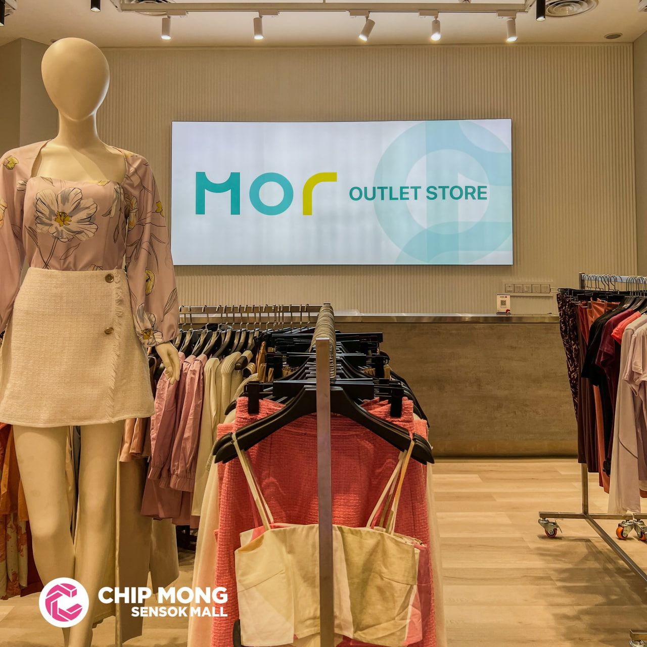 ហាង MOR Outlet Store ប្រកាសលក់បញ្ចុះតម្លៃ ៧០ ភាគរយលើប្រេនល្បីៗ ៤ ...
