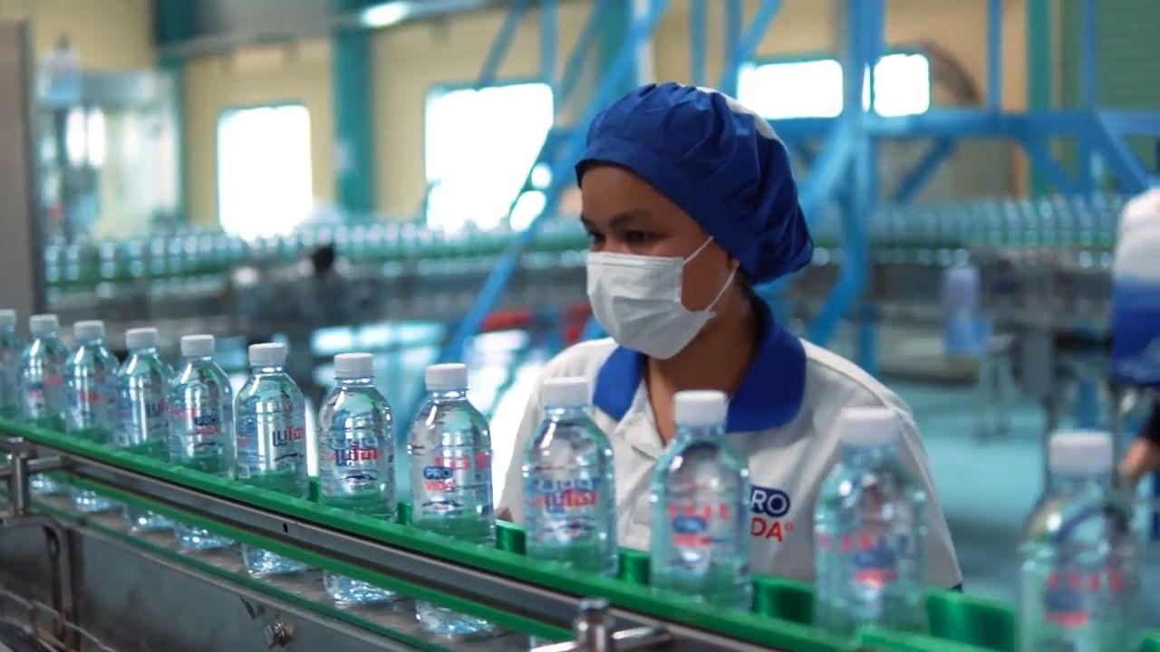 តើលោកអ្នកដឹងទេថា អត្ថប្រយោជន៍នៃការញ៉ាំទឹកស្ព្រីងប្រូវីដាមានអ្វីខ្លះ?