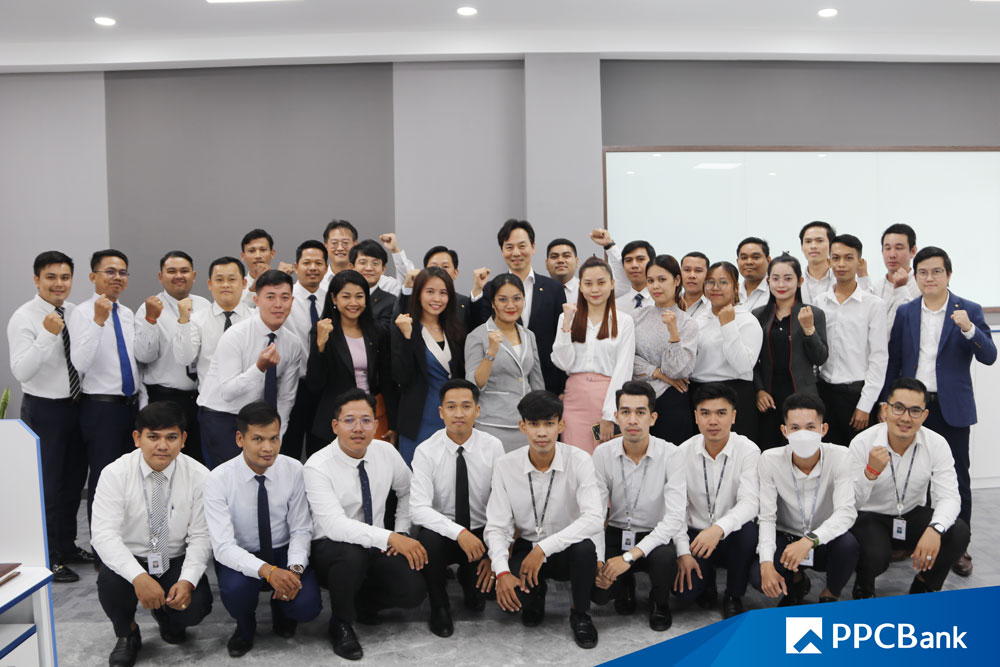 ធនាគារ PPCBank បើកសម្ពោធមជ្ឈមណ្ឌលថ្មី ដើម្បីបម្រើសេវាធនាគារ ...