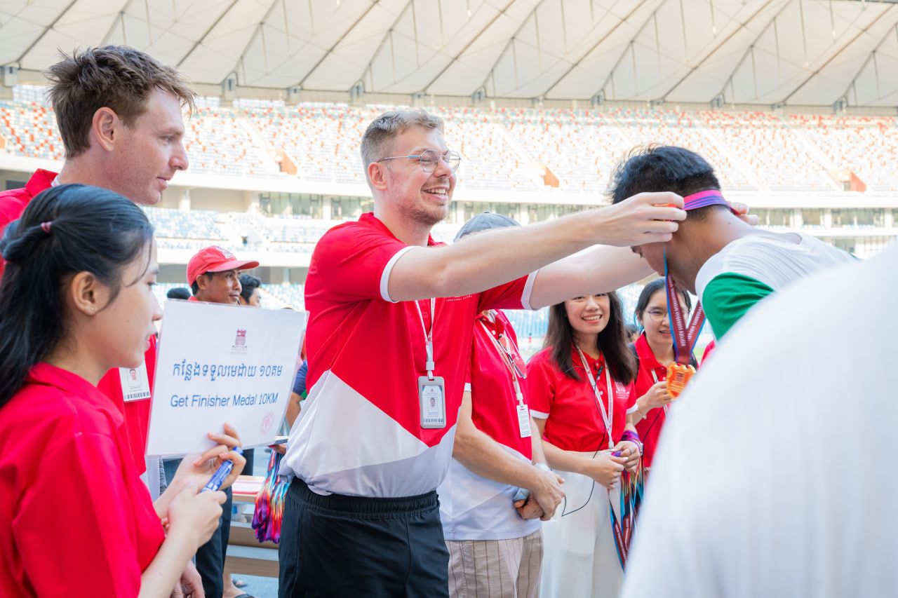 កម្មវិធី Westview Fun Run បានទទួលជោគជ័យដ៏ត្រចះត្រចង់ នៅពហុកីឡដ្ឋានជាតិមរតកតេជោ