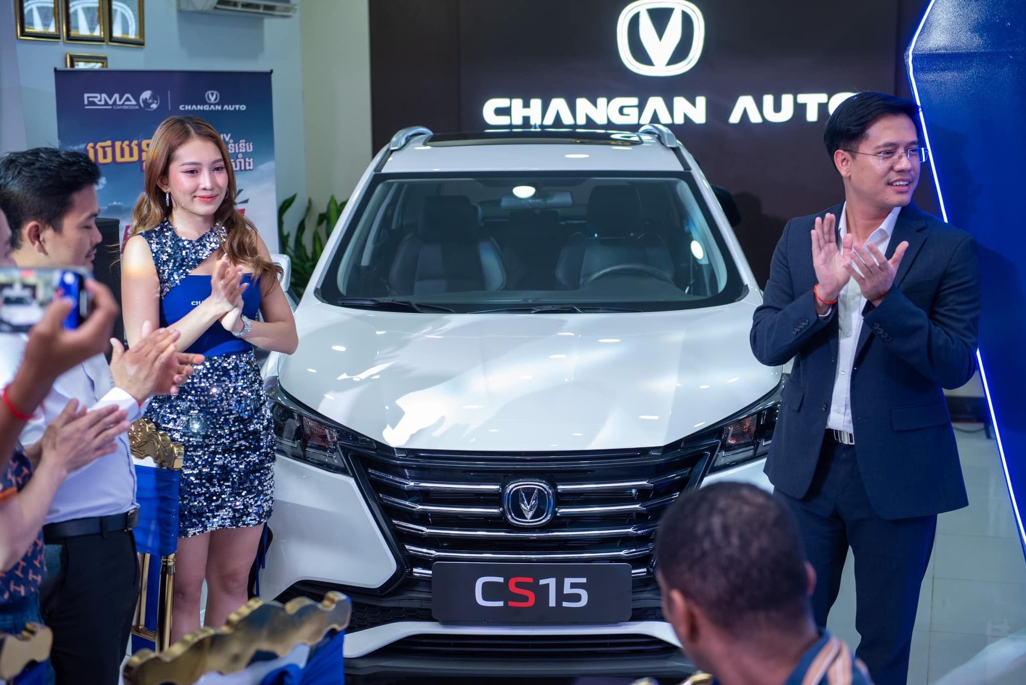 ធូរជាងគេបង្អស់! ស្ងាត់ៗ RMA សង្ងំសម្ពោធរថយន្តស៊េរីថ្មីក្នុងត្រកូល CS ...