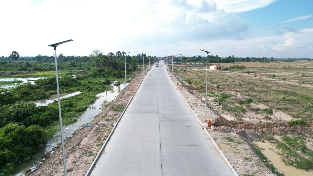 ខេអេច លែន ...