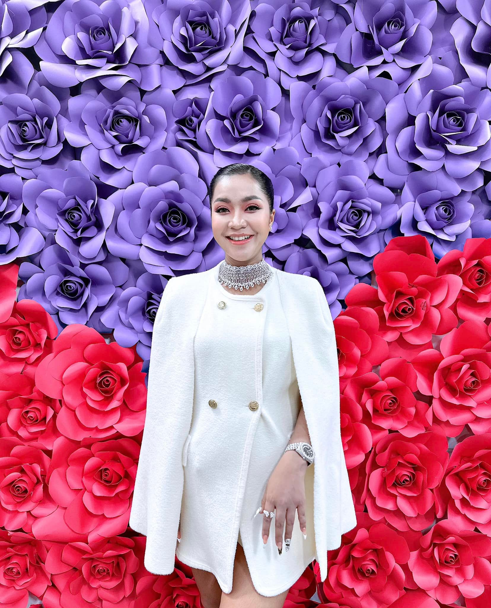 ឡាយដំបូង អ្នកមើល៥នាក់! ម្ចាស់ហាង Pich Pich Shop បង្ហើបគន្លឹះ៤ ឡាយមានអ្នកមើលច្រើន ហើយលក់ដាច់