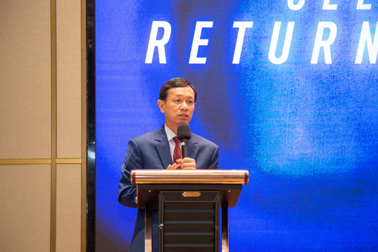 សហគមន៍ធុរកិច្ចកម្ពុជាអបអរសាទរវីរជនដែលនៅពីក្រោយយុទ្ធនាការប្រមូលដបត្រឡប់មកវិញ